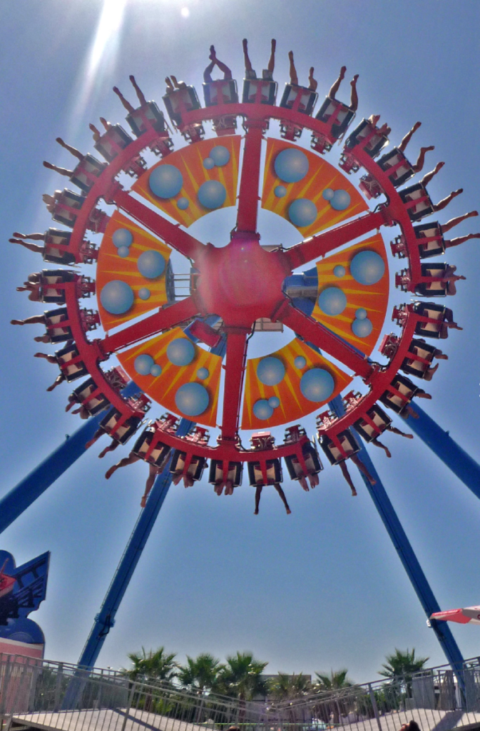 Giant Explorer - AE138 - Interlink